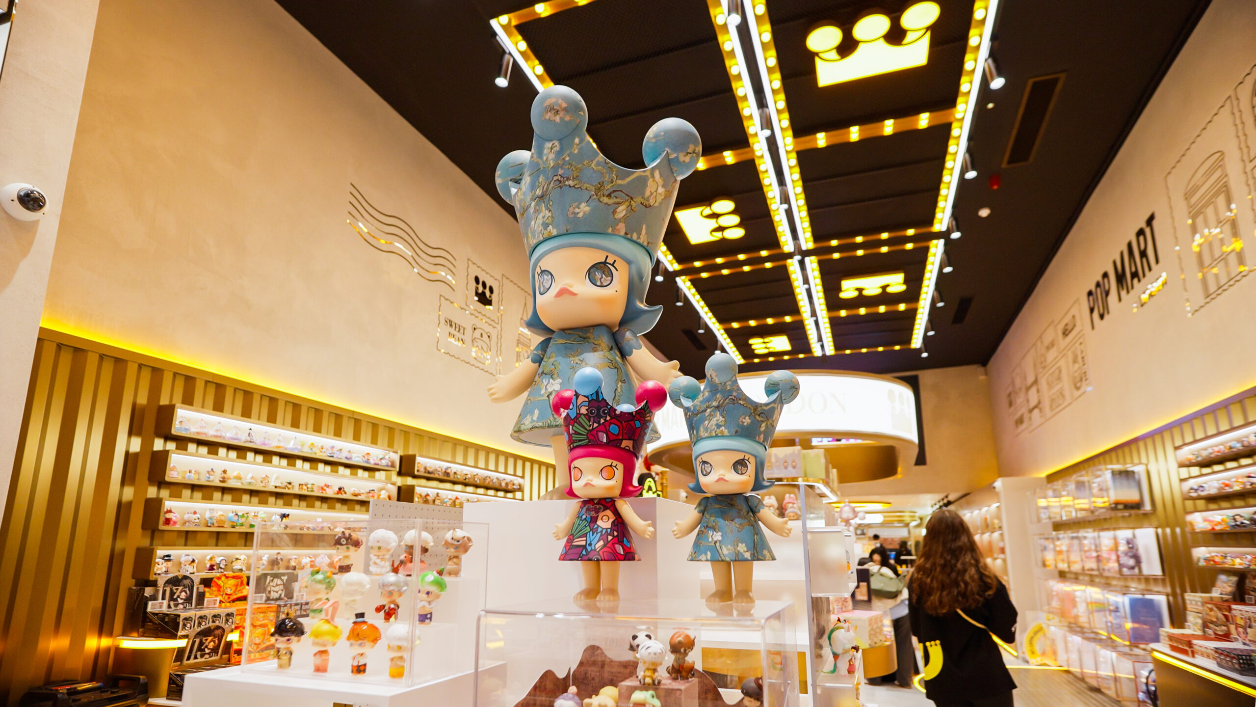 POP MART brings something new to Oxford Street